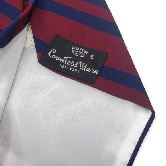 countess mara | Accessories | Vintage Countess New York Mara Red ...